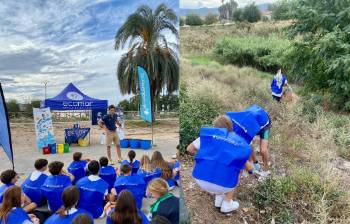 Quirónsalud colabora con la Fundación Ecomar en la limpieza del río ...