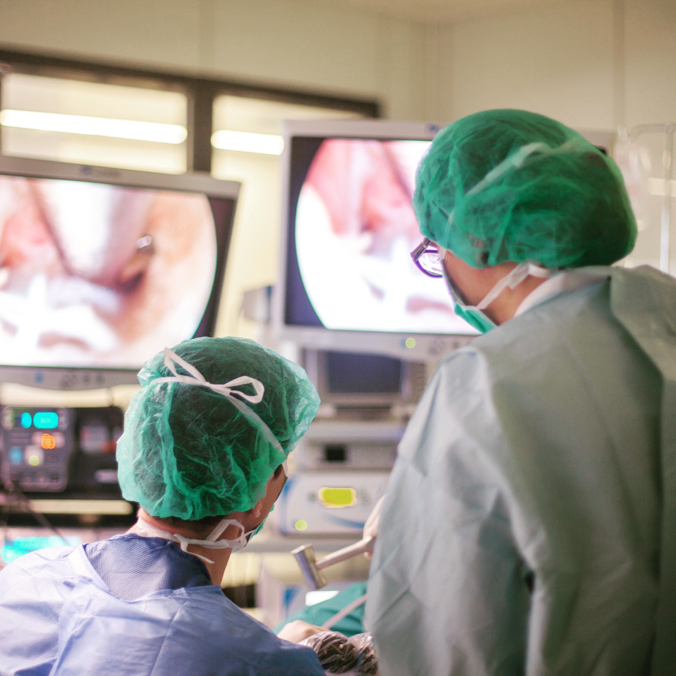 Cirugía que devuelve la calidad de vida a los pacientes menores de 50 ...