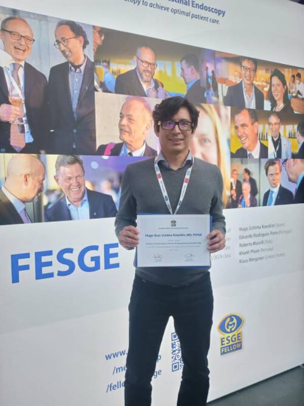 El Dr.Hugo Uchima galardonado con el Fellow of ESGE | Quirónsalud
