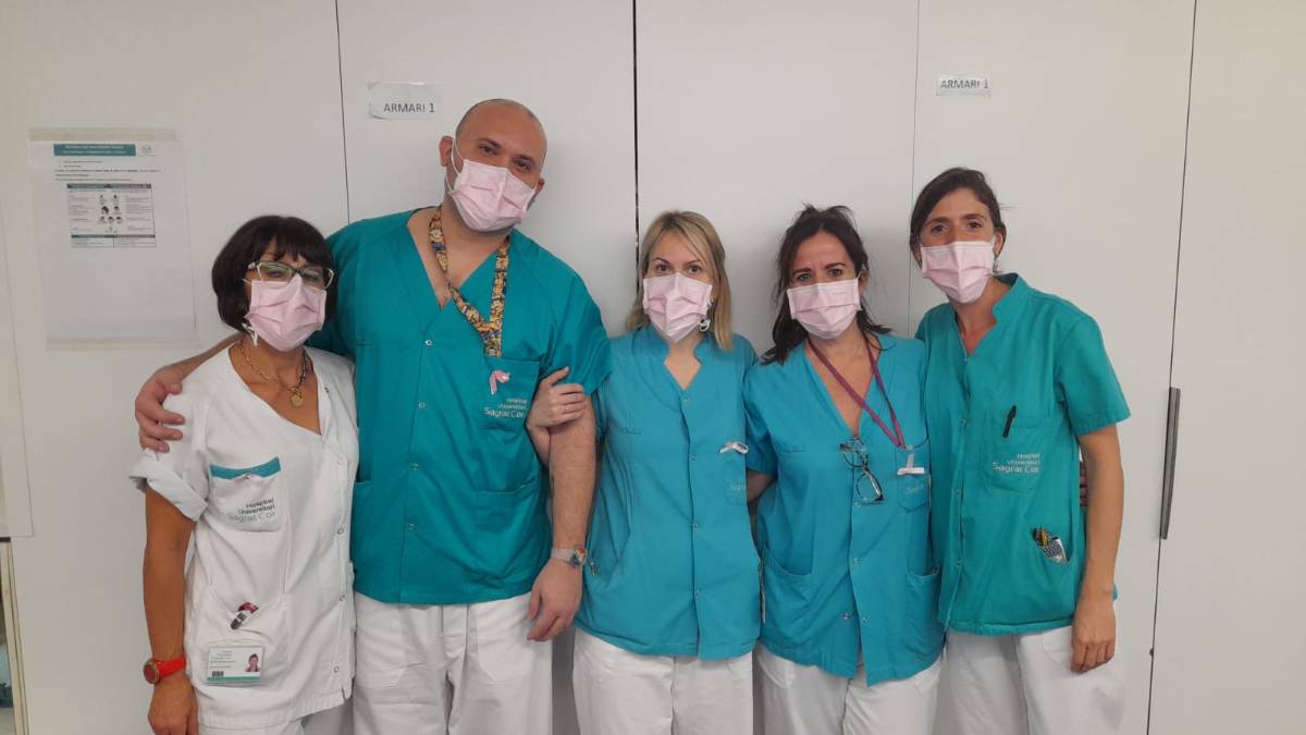 El rosa es nuestro color el Día Mundial de Cáncer de Mama | Quirónsalud