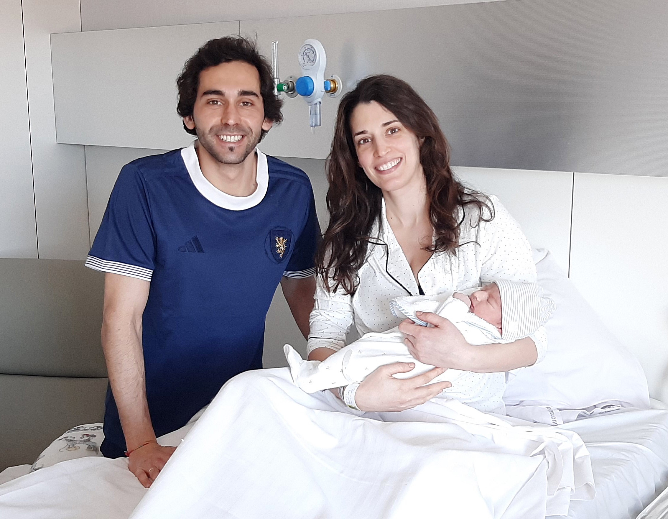 Tomás, el primer niño nacido en el nuevo Hospital Quirónsalud Zaragoza | Hospitales Quirónsalud ...